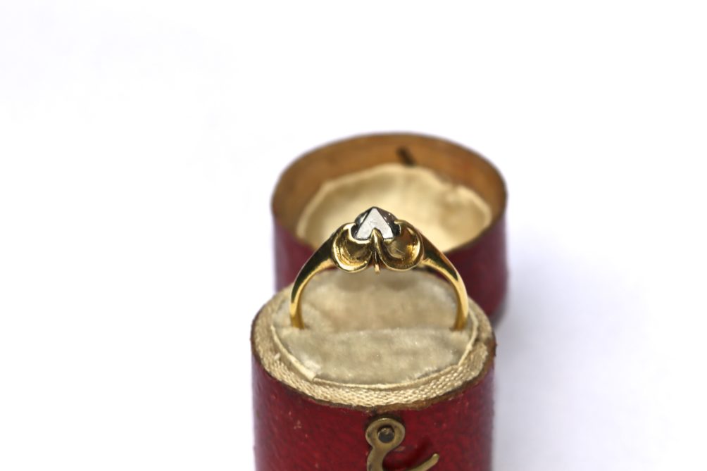 Rowan and Rowan : Renaissance point-cut diamond ring